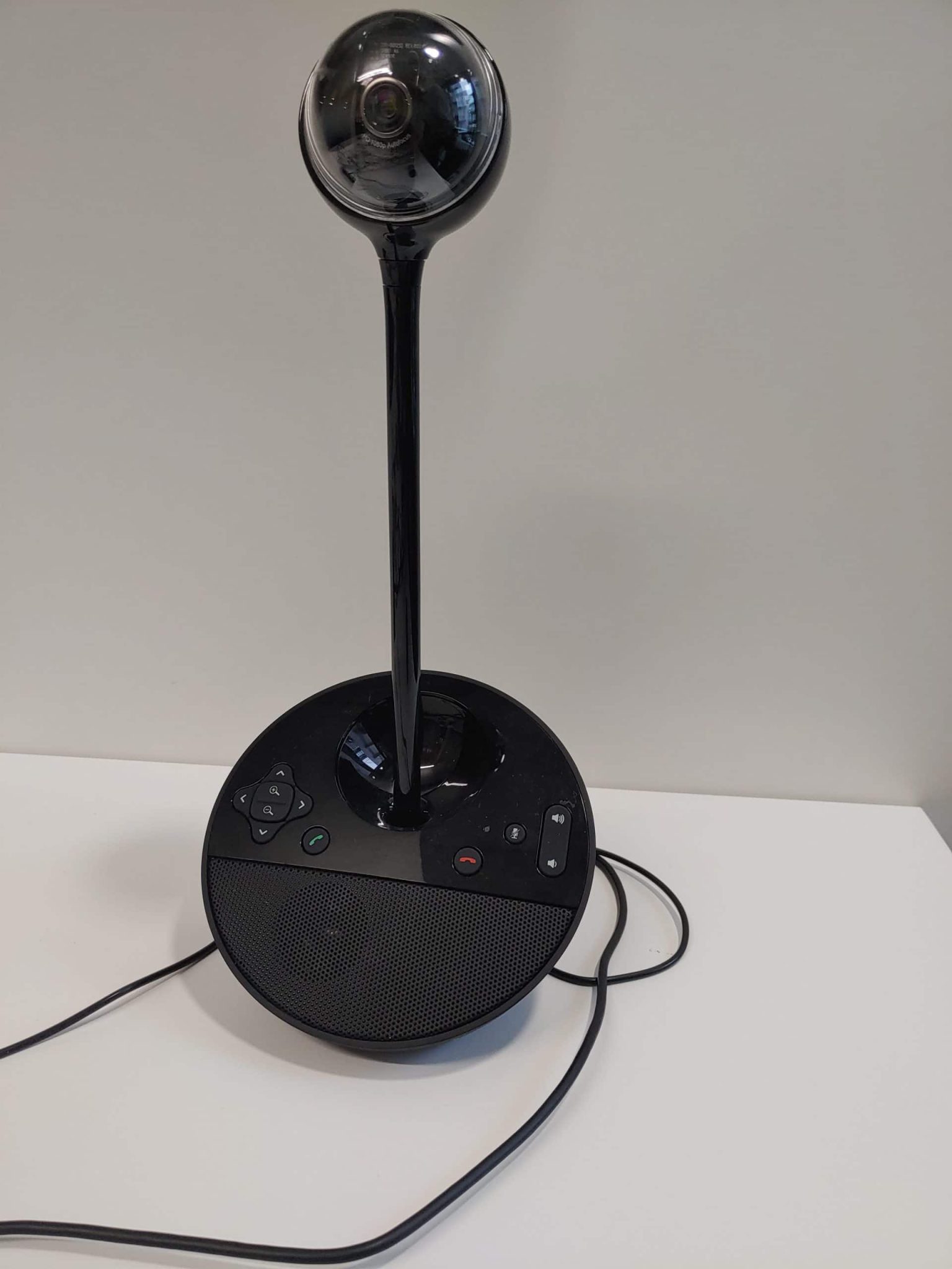 Logitech BCC 950 la visio abordable | XY Magazine